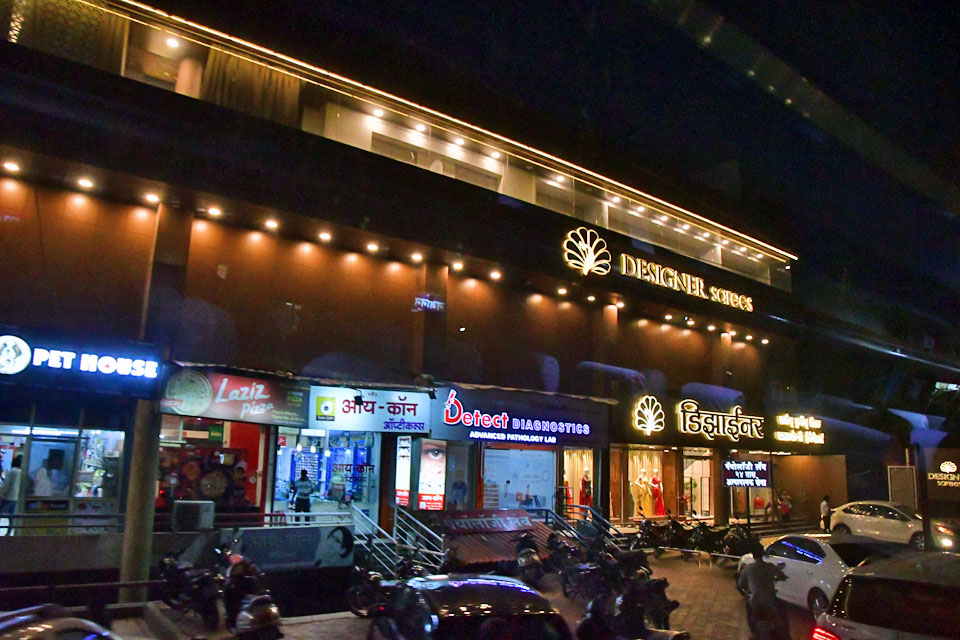 中部インド事情：オーランガバードの一面[夜の Garkheda 地区]